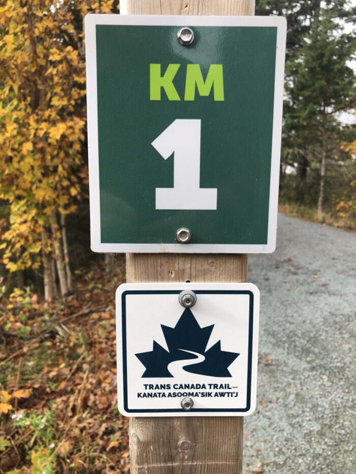 Trans Canada Trail | Signage 101: Wayfinding signs and directional arrows